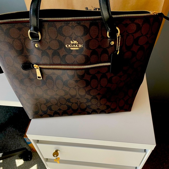 Coach | Bags | Coach Gallery Tote | Poshmark